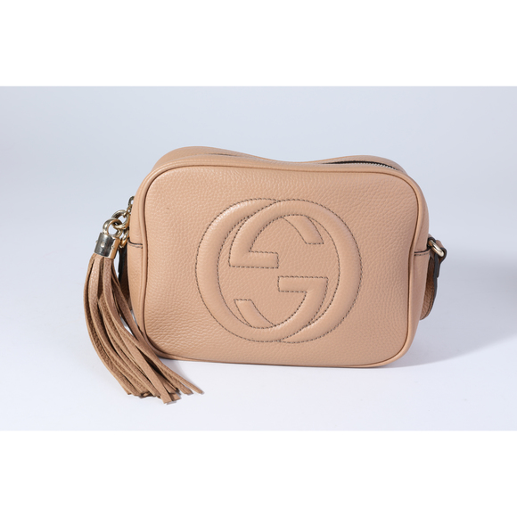 Gucci | Bags | Gucci Beige Pebbled Leather Soho Disco Crossbody | Poshmark